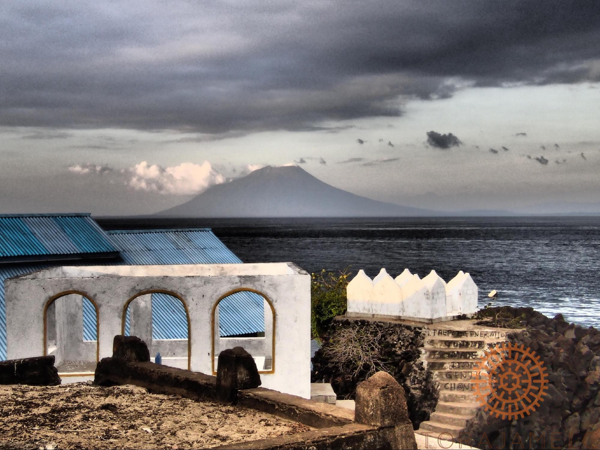 TORAJAMELO - Weaving stories of Indonesia
